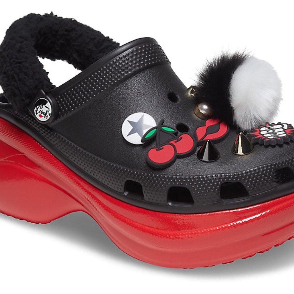 New. Crocs Cruella Bae Clogs - Gem